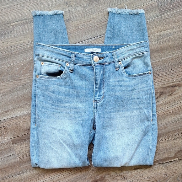 STS Blue | Jeans | Sts Blue Ellie High Rise Distressed Jeans Size 27 ...